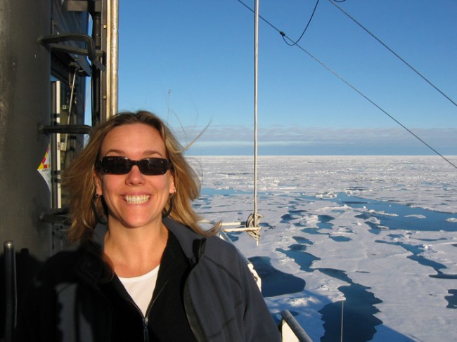 Law of the Sea: Institute Researcher Helps Map Arctic Seafloor ...
